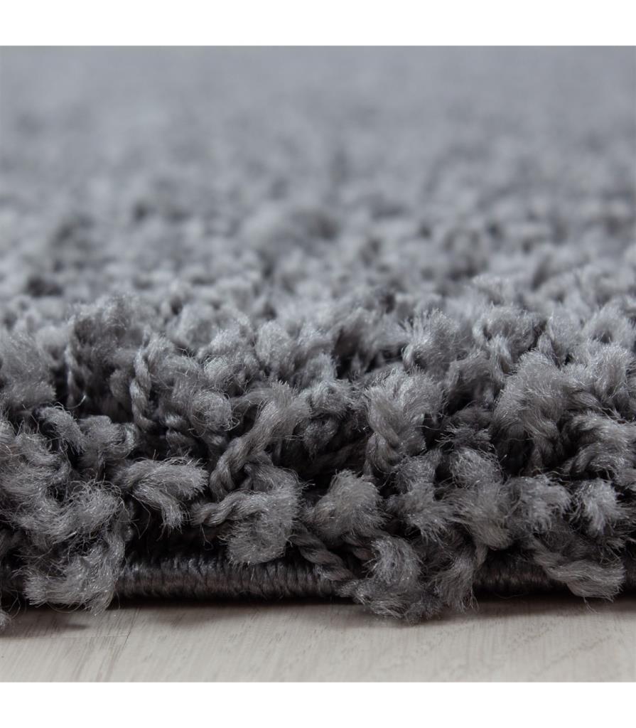 Shaggy Halı 30 mm uzun ve yüksek tüylü düz Koyu Gri rengi